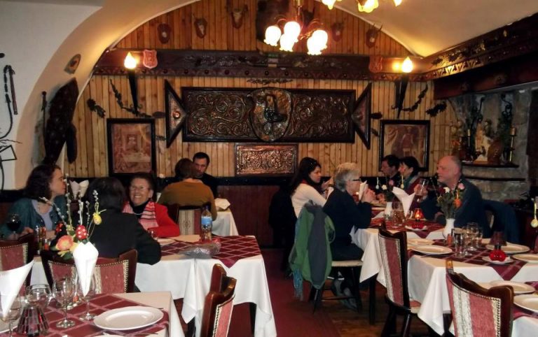 Restaurants in Buda Castle - Buda Castle